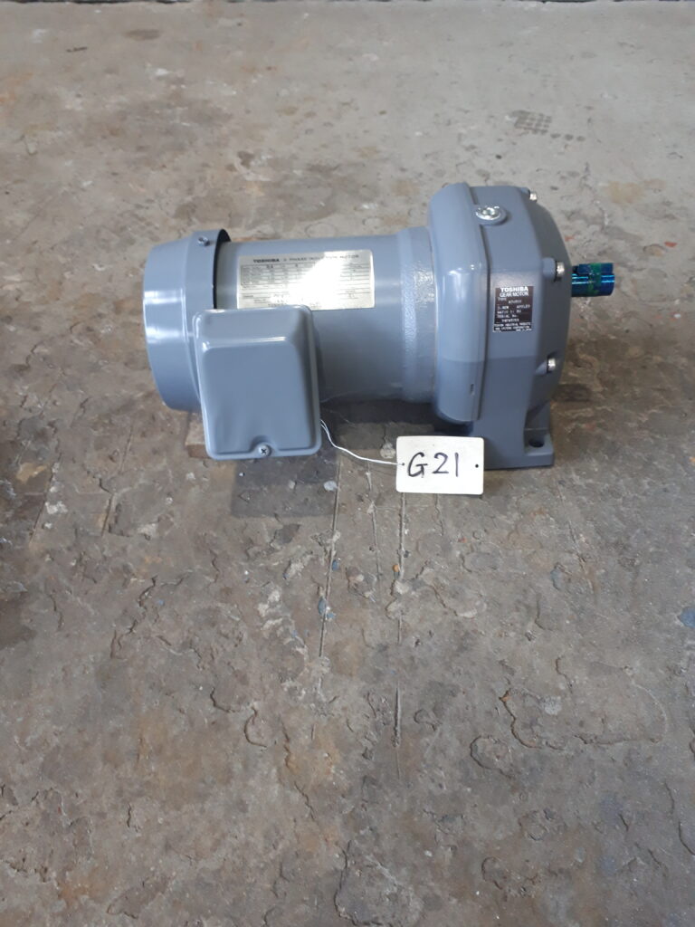 東芝ギヤードモーター 0．4kw 4P 1／30（中古品） | 岸本電機工業所