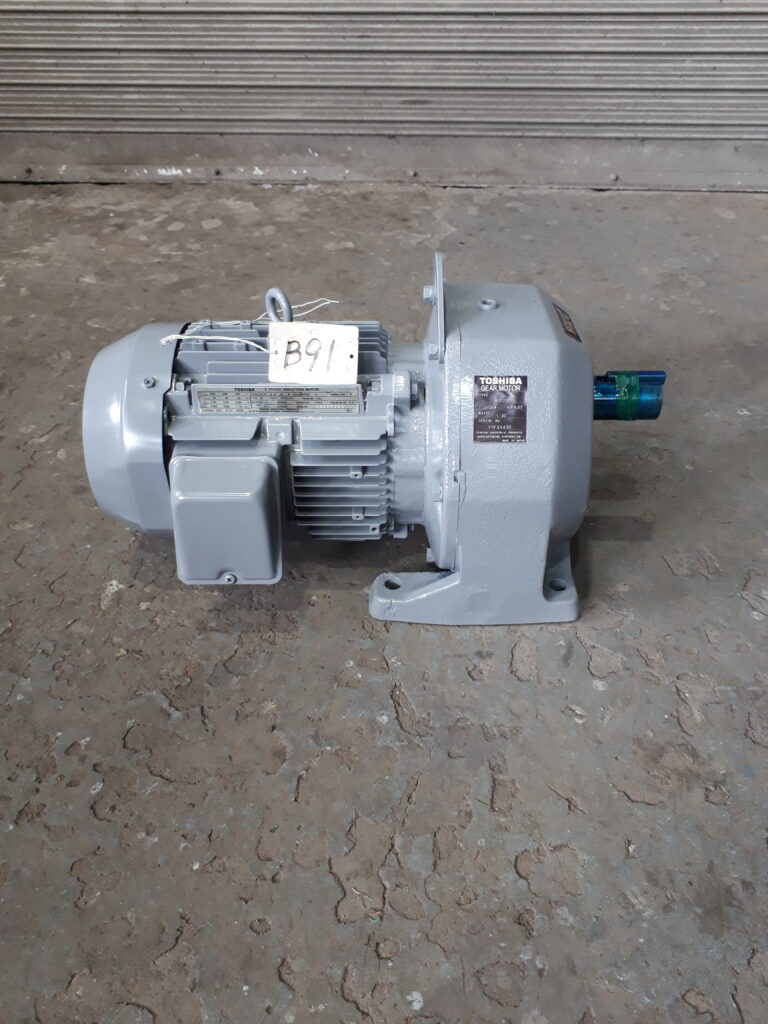 東芝ギヤードモーター 2．2kw 4P 1／20（中古品）（強化形） | 岸本電機工業所