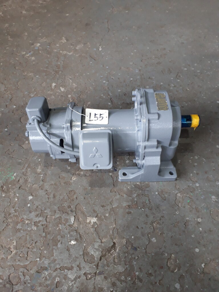 三菱ギヤードモーター 0．75kw 4P 1／45（中古品）（ブレーキ付き） | 岸本電機工業所