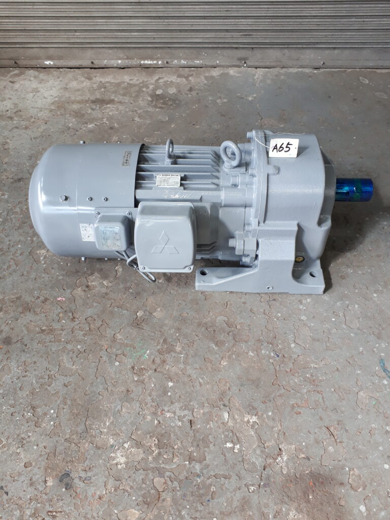 三菱ギヤードモーター 15kw 4P 1／10（中古品）（ブレーキ付き） | 岸本電機工業所